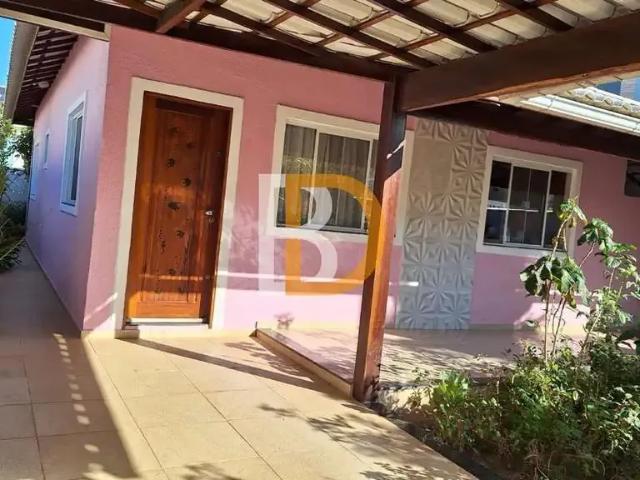 Casa / Sobrado para Venda em Macaé/RJ Parque Aeroporto 3 Quartos