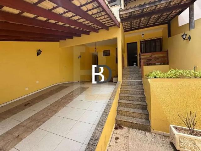 Casa / Sobrado para Venda em Macaé/RJ Riviera Fluminense 3 Quartos