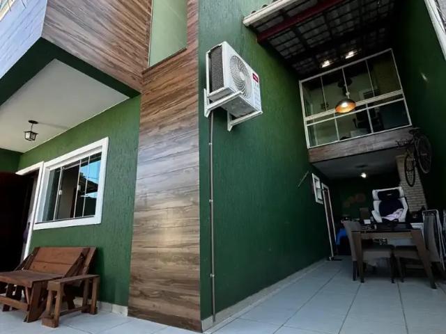 Casa / Sobrado para Venda em Macaé/RJ Vale das Palmeiras 2 Quartos