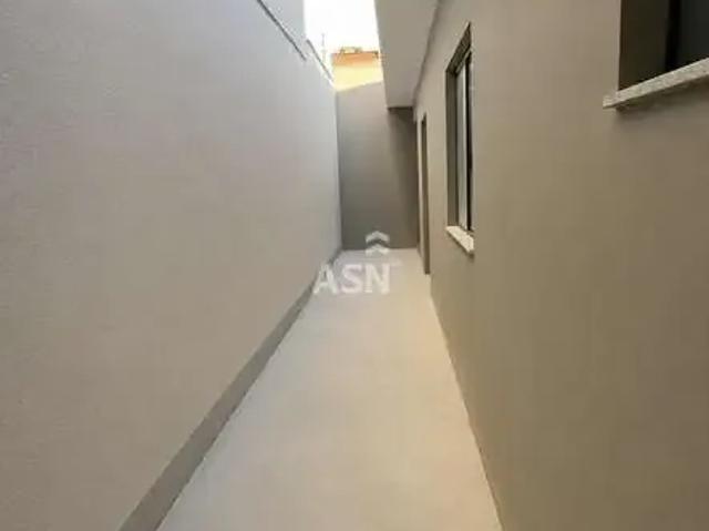 Casa / Sobrado para Venda em Macaé/RJ Vale das Palmeiras 2 Quartos