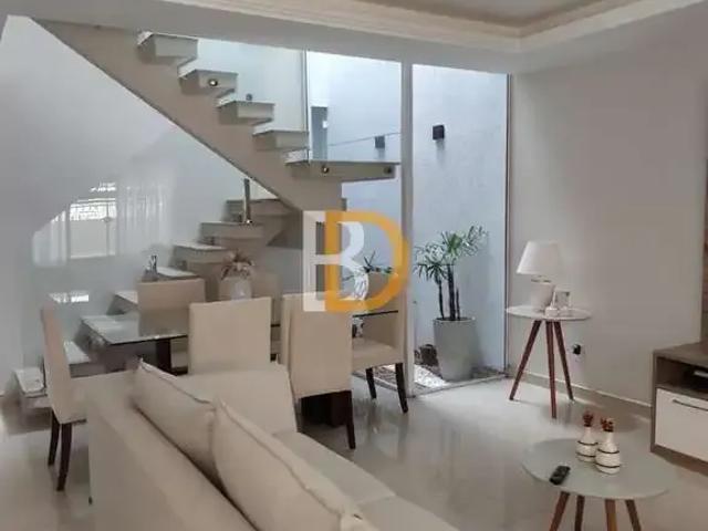 Casa / Sobrado para Venda em Macaé/RJ Vale das Palmeiras 3 Quartos