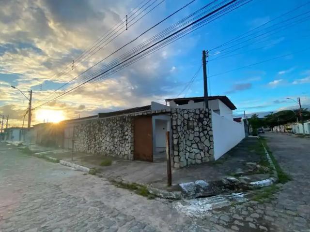Casa / Sobrado para Venda em Maceió/AL Tabuleiro do Martins 2 Quartos