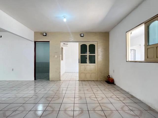 Casa / Sobrado para Venda em Maceió/AL Antares 5 Quartos