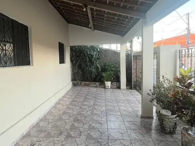 Casa / Sobrado para Venda em Maceió/AL Benedito Bentes 3 Quartos