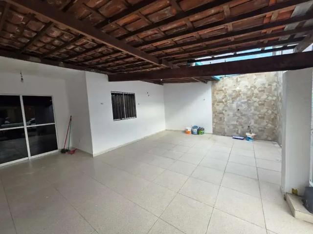 Casa / Sobrado para Venda em Maceió/AL Cidade Universitária 3 Quartos