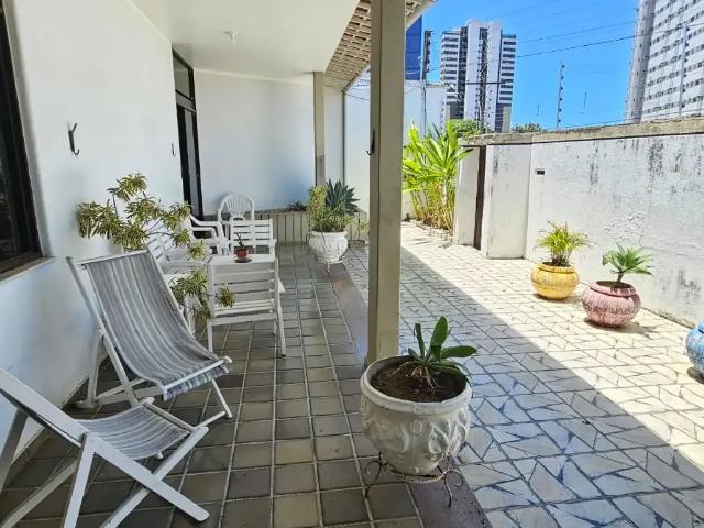 Casa / Sobrado para Venda em Maceió/AL Farol 4 Quartos