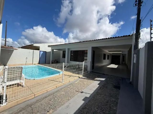 Casa / Sobrado para Venda em Maceió/AL Farol 5 Quartos