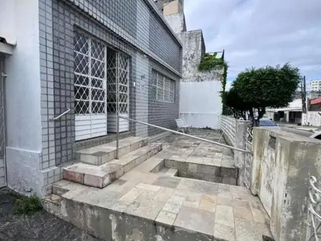 Casa / Sobrado para Venda em Maceió/AL Farol 5 Quartos