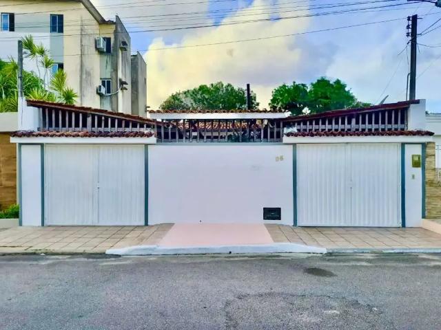 Casa / Sobrado para Venda em Maceió/AL Feitosa 3 Quartos