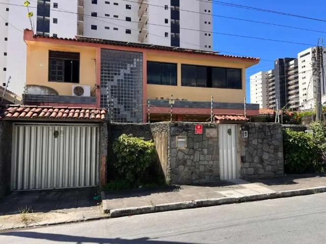 Casa / Sobrado para Venda em Maceió/AL Gruta de Lourdes 6 Quartos