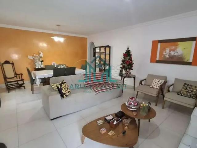 Casa / Sobrado para Venda em Maceió/AL Jatiúca 3 Quartos