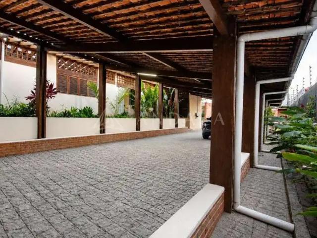 Casa / Sobrado para Venda em Maceió/AL Pitanguinha 5 Quartos