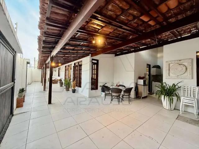 Casa / Sobrado para Venda em Maceió/AL Poço 3 Quartos