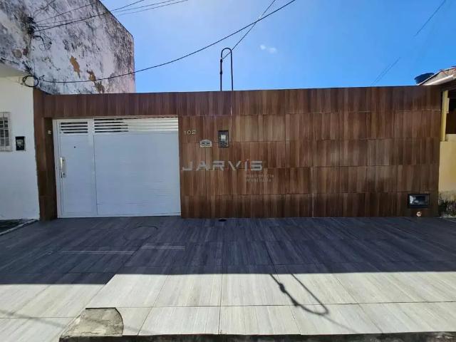 Casa / Sobrado para Venda em Maceió/AL Poço 3 Quartos