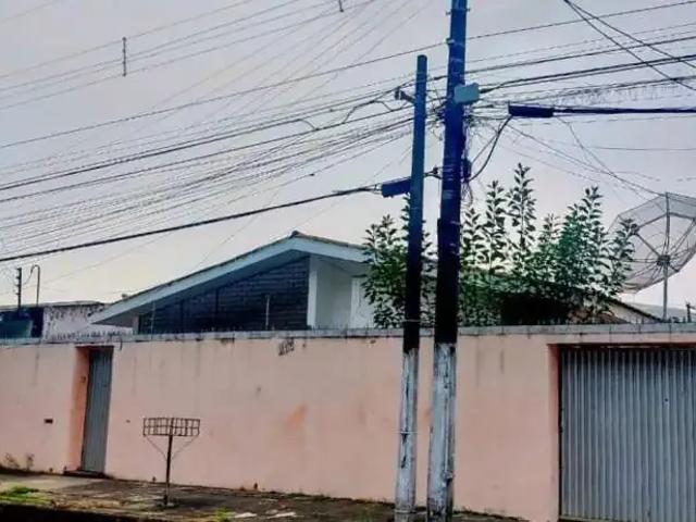Casa / Sobrado para Venda em Maceió/AL Poço 3 Quartos