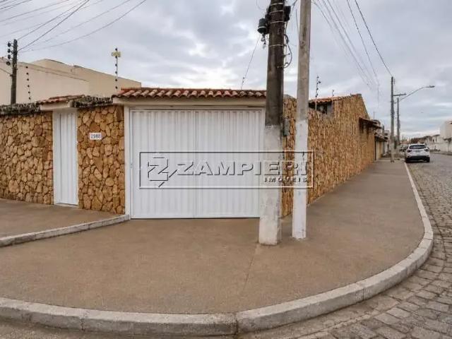Casa / Sobrado para Venda em Maceió/AL Poço 4 Quartos