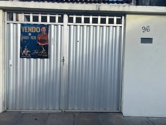 Casa / Sobrado para Venda em Maceió/AL Ponta da Terra 2 Quartos