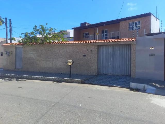 Casa / Sobrado para Venda em Maceió/AL Serraria 7 Quartos