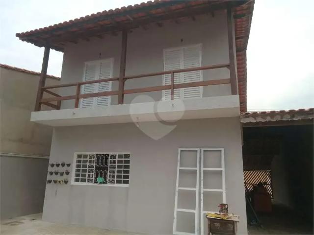 Casa / Sobrado para Venda em Mairinque/SP Jardim dos Ipês 3 Quartos