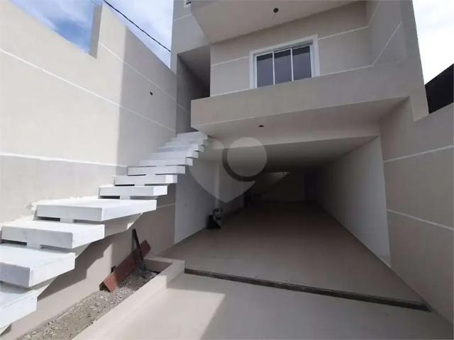 Casa / Sobrado para Venda em Mairiporã/SP Terra Preta 3 Quartos