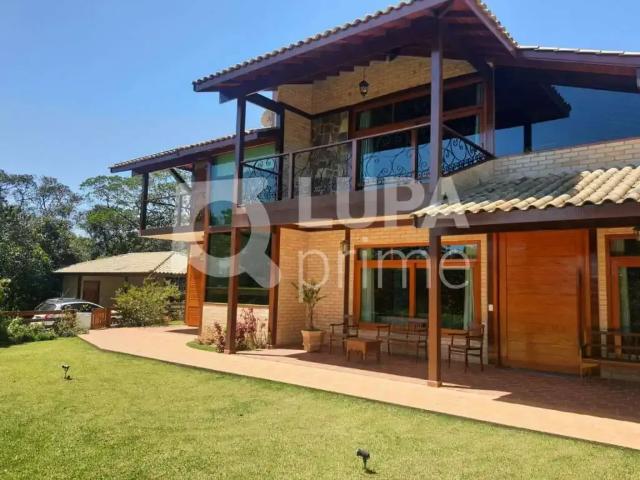 Casa / Sobrado para Venda em Mairiporã/SP Alpes da Cantareira 3 Quartos