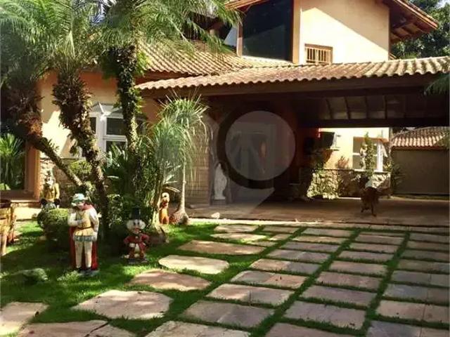 Casa / Sobrado para Venda em Mairiporã/SP Alpes da Cantareira 4 Quartos