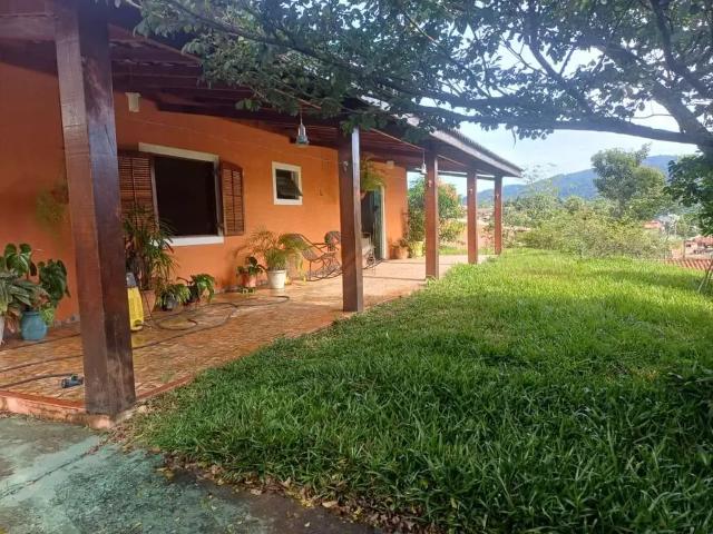 Casa / Sobrado para Venda em Mairiporã/SP Barreiro 3 Quartos