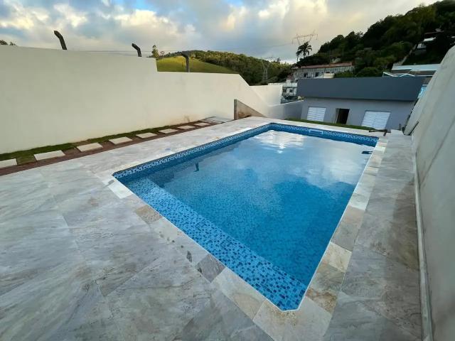 Casa / Sobrado para Venda em Mairiporã/SP Canjica Terra Preta 3 Quartos