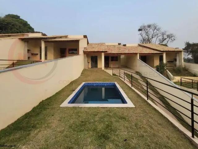 Casa / Sobrado para Venda em Mairiporã/SP Corumbá 3 Quartos