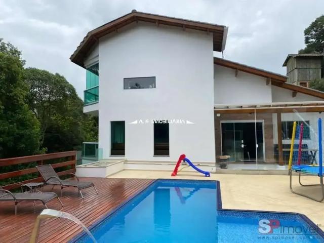 Casa / Sobrado para Venda em Mairiporã/SP Cumbari 4 Quartos