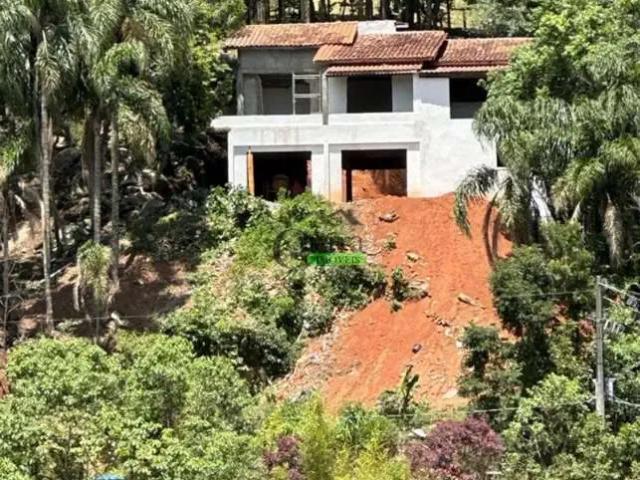 Casa / Sobrado para Venda em Mairiporã/SP Luiz Fagundes 3 Quartos