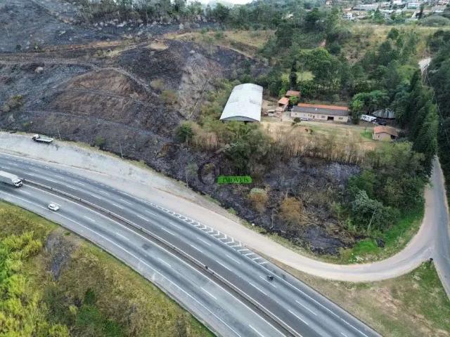 Casa / Sobrado para Venda em Mairiporã/SP Portão