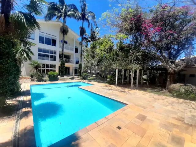 Casa / Sobrado para Venda em Mairiporã/SP Roseira 4 Quartos