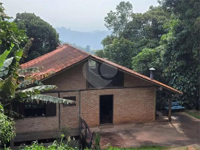 Casa / Sobrado para Venda em Mairiporã/SP Serra da Cantareira 2 Quartos