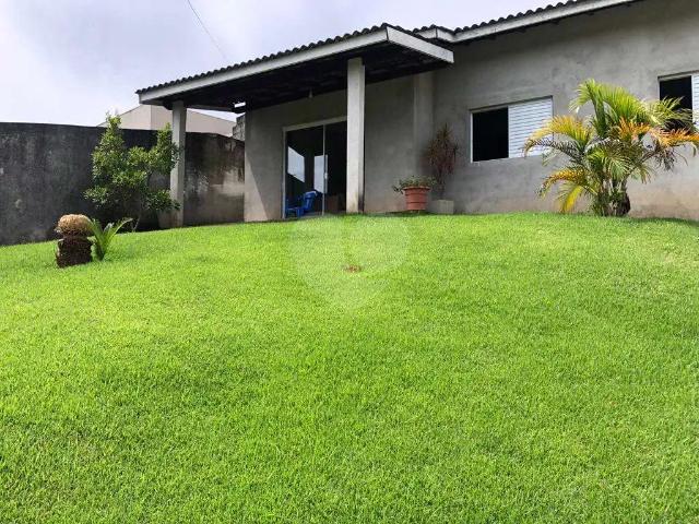 Casa / Sobrado para Venda em Mairiporã/SP Serra da Cantareira 2 Quartos