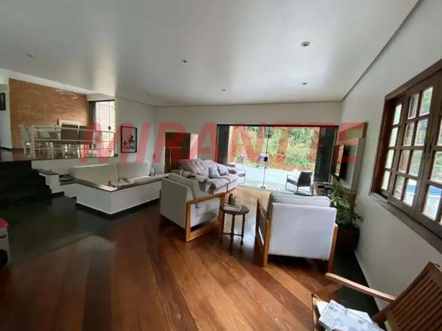 Casa / Sobrado para Venda em Mairiporã/SP Serra da Cantareira 3 Quartos
