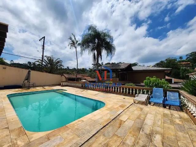 Casa / Sobrado para Venda em Mairiporã/SP Serra da Cantareira 5 Quartos