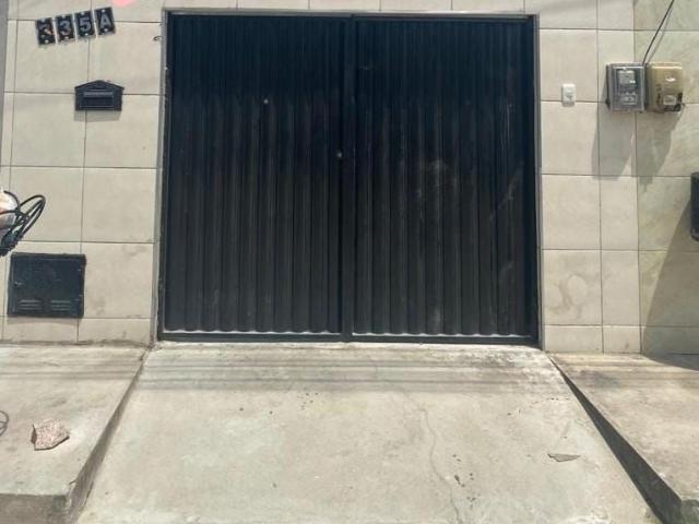 Casa / Sobrado para Venda em Maracanaú/CE Cágado 2 Quartos
