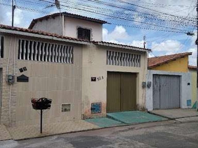 Casa / Sobrado para Venda em Maracanaú/CE Distrito Industrial 2 Quartos