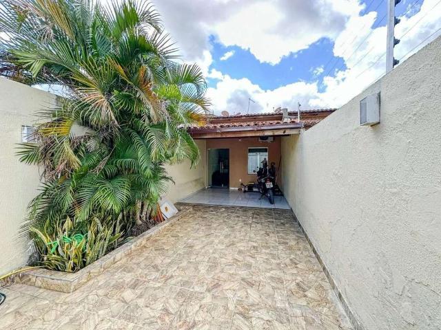 Casa / Sobrado para Venda em Maracanaú/CE Jardim Bandeirante 2 Quartos