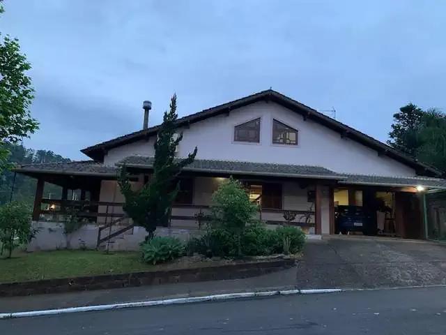 Casa / Sobrado para Venda em Maratá/RS Centro 3 Quartos