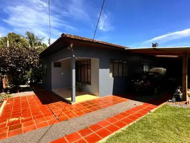 Casa / Sobrado para Venda em Marechal Cândido Rondon/PR Centro 3 Quartos