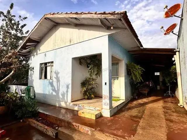 Casa / Sobrado para Venda em Marechal Cândido Rondon/PR Centro 3 Quartos