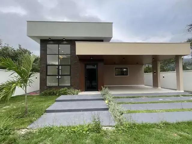 Casa / Sobrado para Venda em Maricá/RJ Ubatiba 3 Quartos
