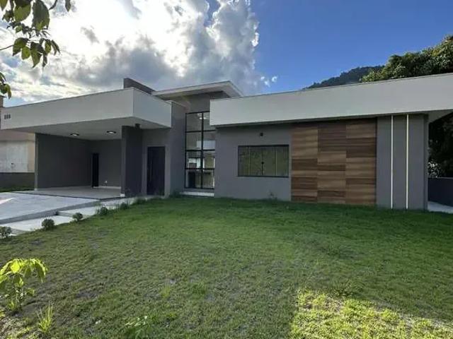 Casa / Sobrado para Venda em Maricá/RJ Ubatiba 3 Quartos