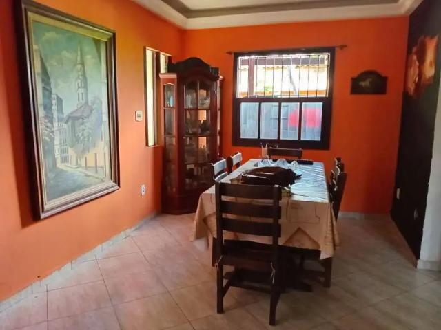 Casa / Sobrado para Venda em Maricá/RJ Araçatiba 3 Quartos