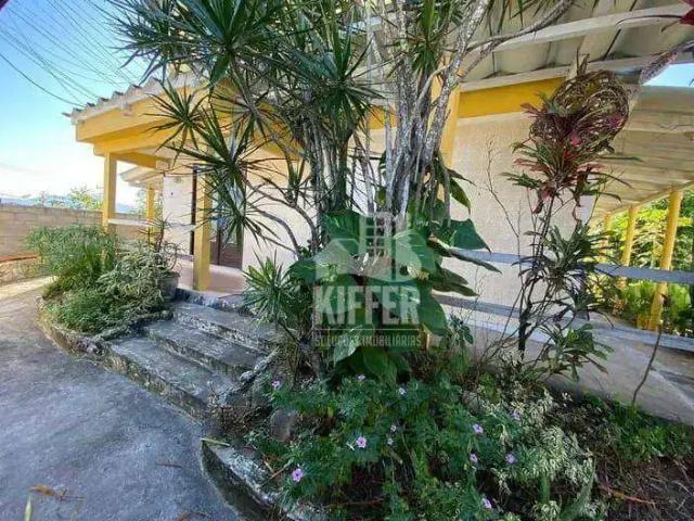 Casa / Sobrado para Venda em Maricá/RJ Araçatiba 4 Quartos