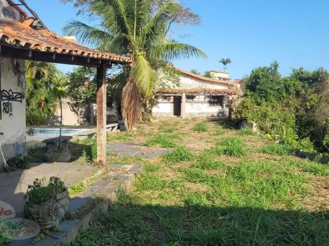 Casa / Sobrado para Venda em Maricá/RJ Araçatiba 4 Quartos