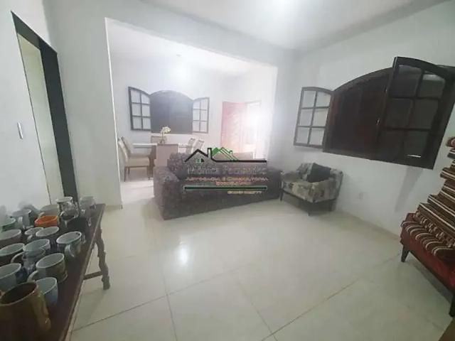 Casa / Sobrado para Venda em Maricá/RJ Balneário Bambuí Ponta Negra 3 Quartos
