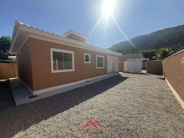 Casa / Sobrado para Venda em Maricá/RJ Barroco Itaipuaçu 3 Quartos